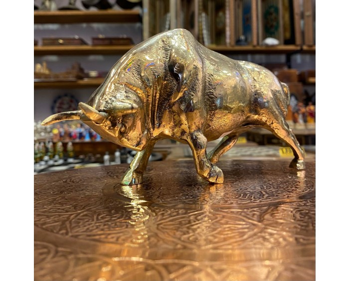 Sculpted Strength: Handmade Brass Bull Figure- 11 Cm / 4.3 inches
