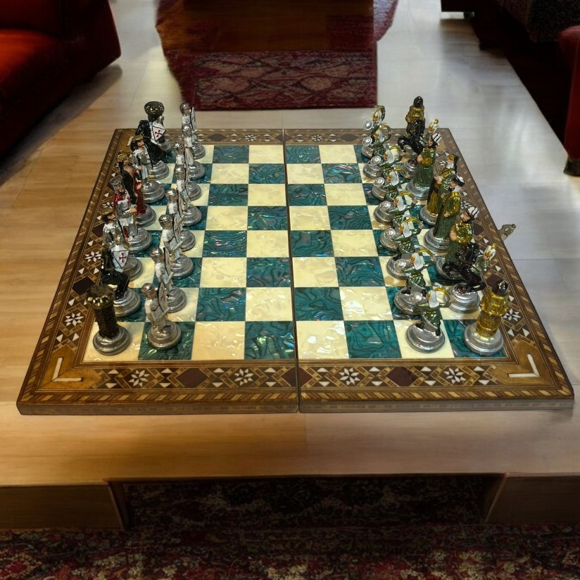 Ottoman-Themed Foldable Chess Set (33x33 cm / 13x13 inches)