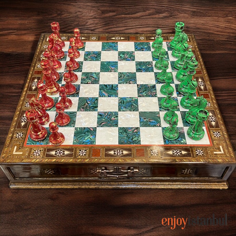 Handcrafted Wooden Red and Green Chess Set with Mother-of-Pearl Inlay ...